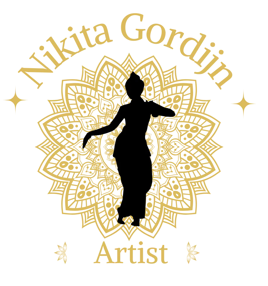 Nikita Gordijn - Glamour Photos | Bold Playboy-Style Portfolio